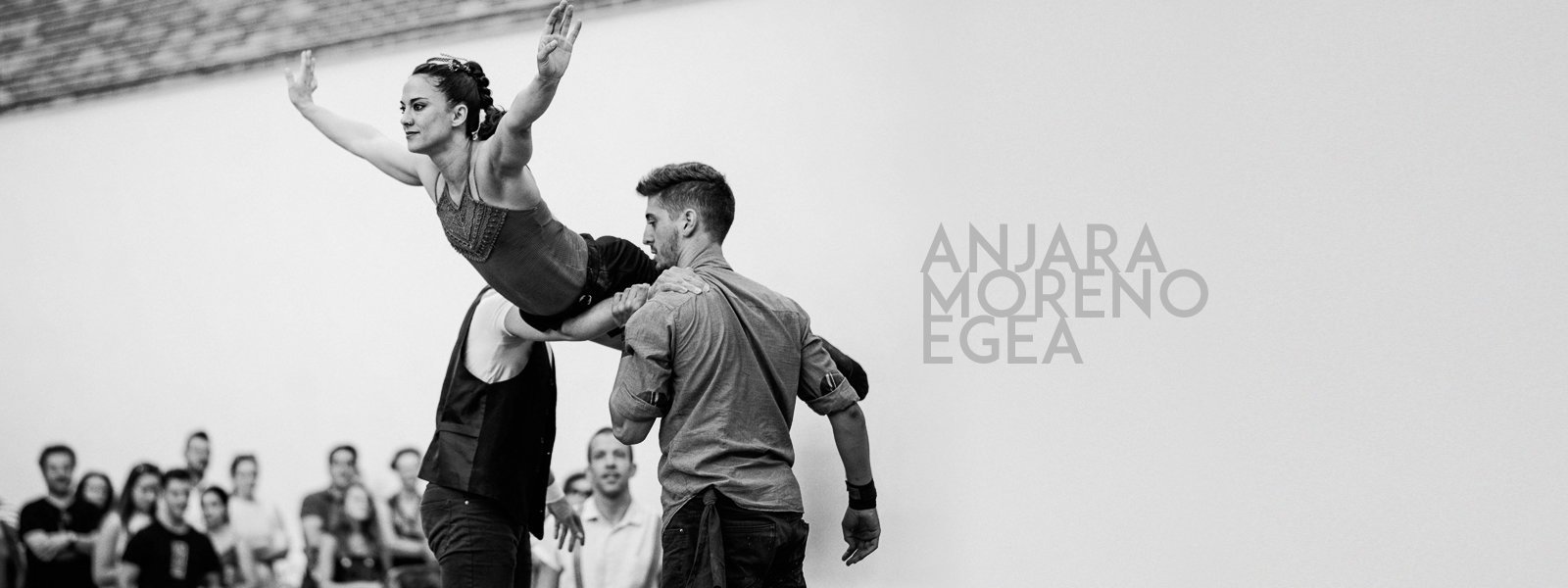Anjara Moreno :: Acrobat