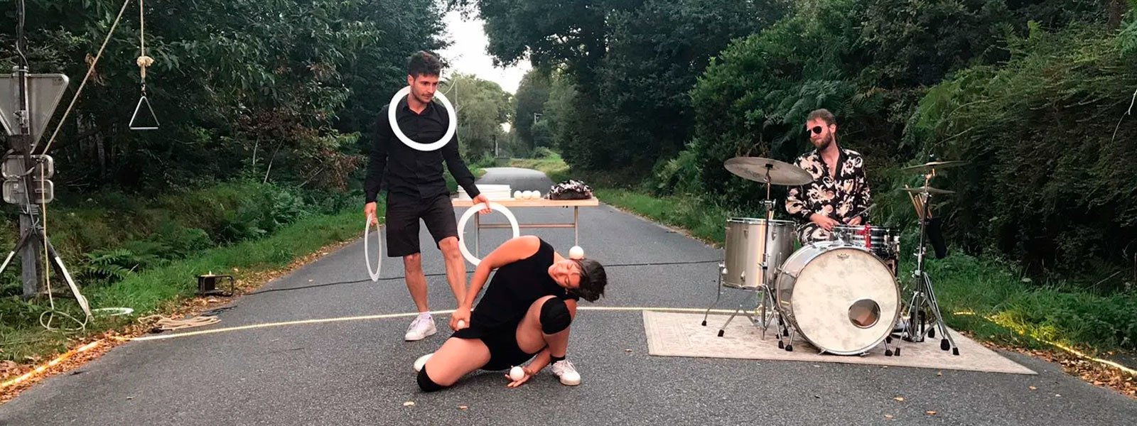 Pocket Loop - Stoptoï :: Circus, Juggling , Street theatre